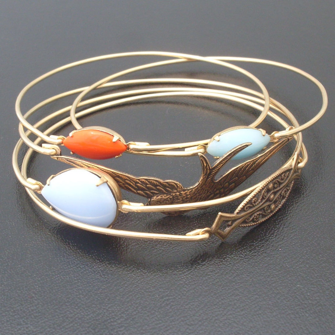 Free as a Bird Stacking Bangle Bracelet Set Gold Tone Bracelet Bangle ...