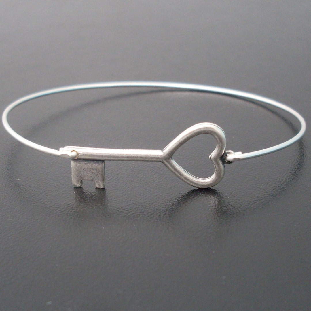 Key Bracelet for Women Key Bangle Heart Skeleton Key Bracelet Skeleton ...
