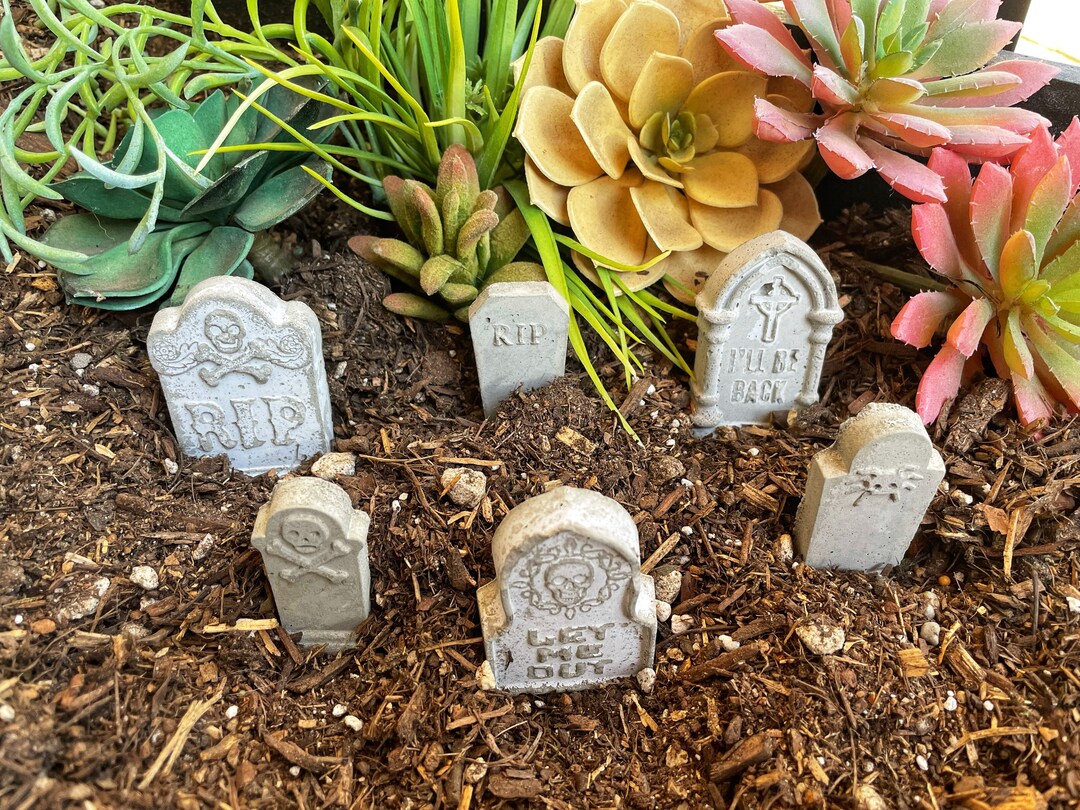 Mini Tombstones Concrete Garden Decorations Halloween Terrarium Plants ...