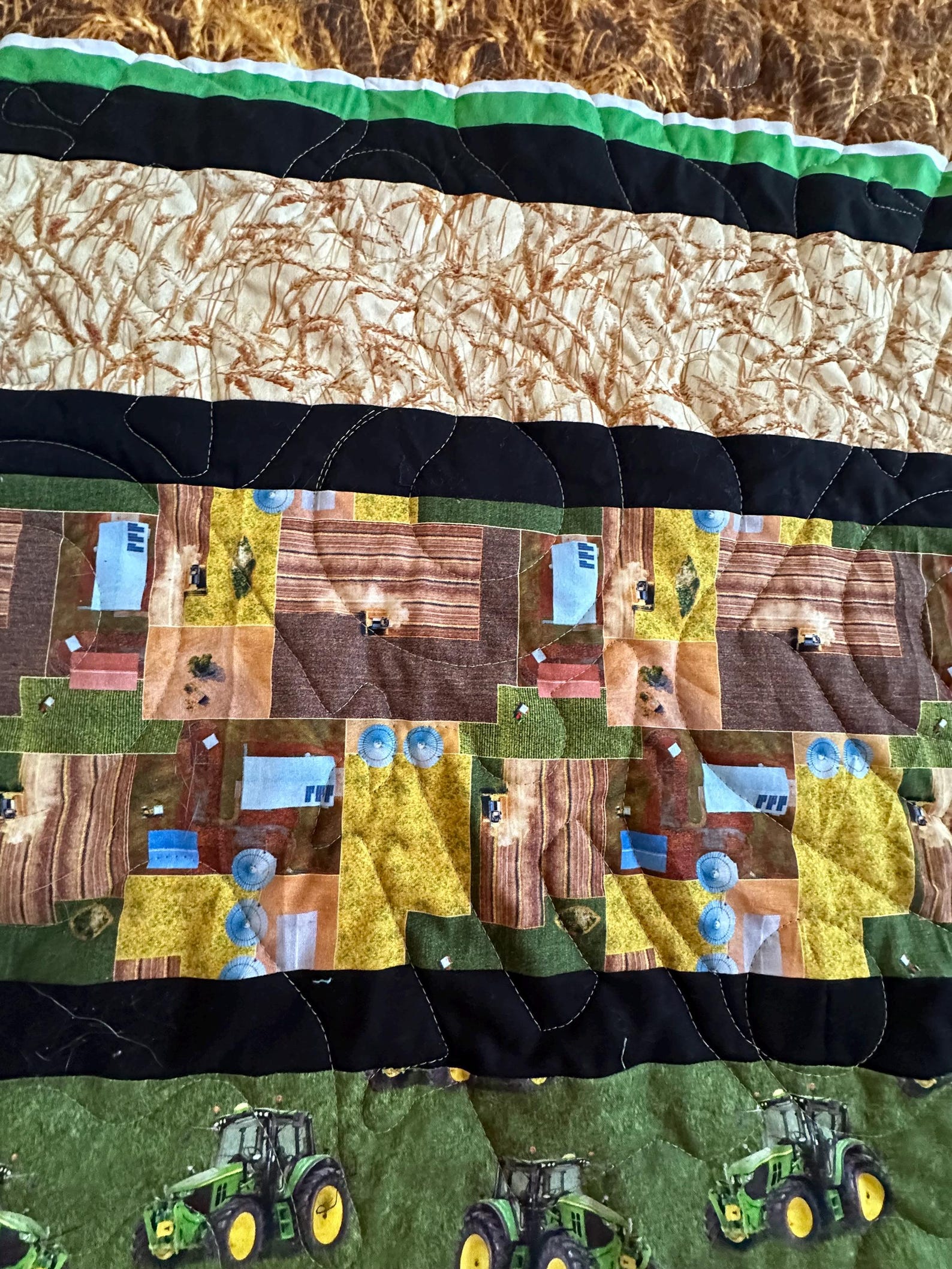 John Deere Quilt 58" X 80", Combine Tractors Bed Lap Twin Queen Couch ...