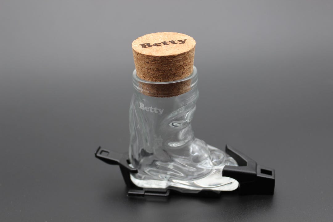 Ski Boot Made of Glass 4cl Optionally With Binding and Ski Keyring ...