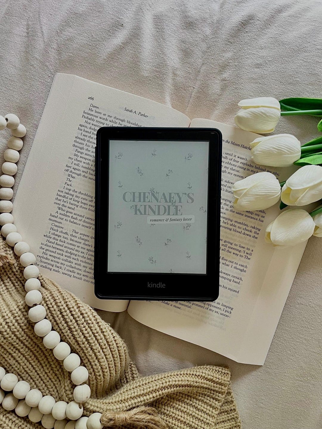 CUSTOM Name and Favourite Genre(s) - FULL SCREEN Kindle Screensaver ...