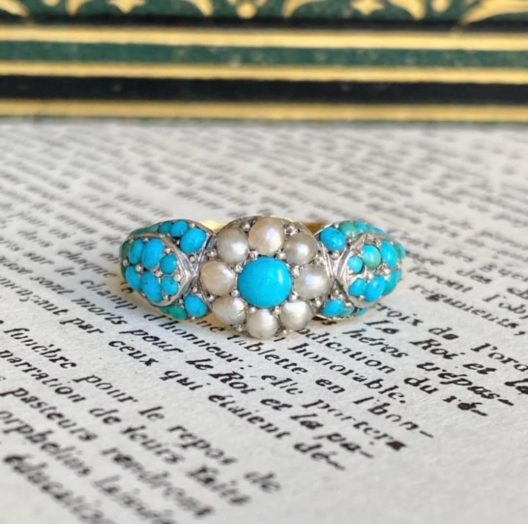 Antique Flower Ring in 18K Yellow Gold - Etsy