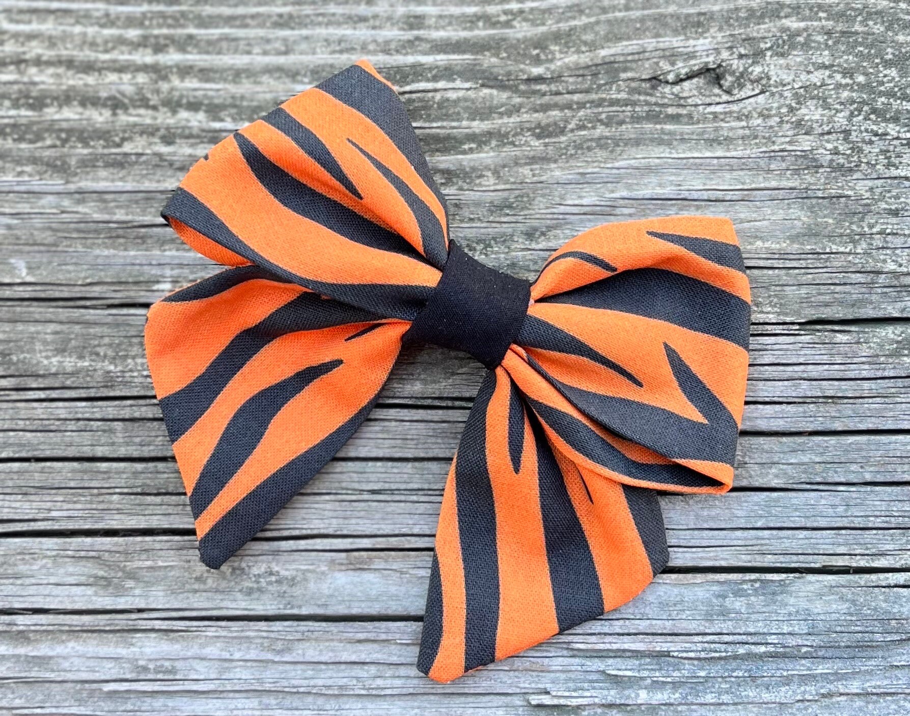 Bengal Tiger Bow, Orange and Black Striped Bow, Tiger Stripe Bow, Who ...