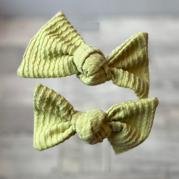 Pigtail Bows - Etsy