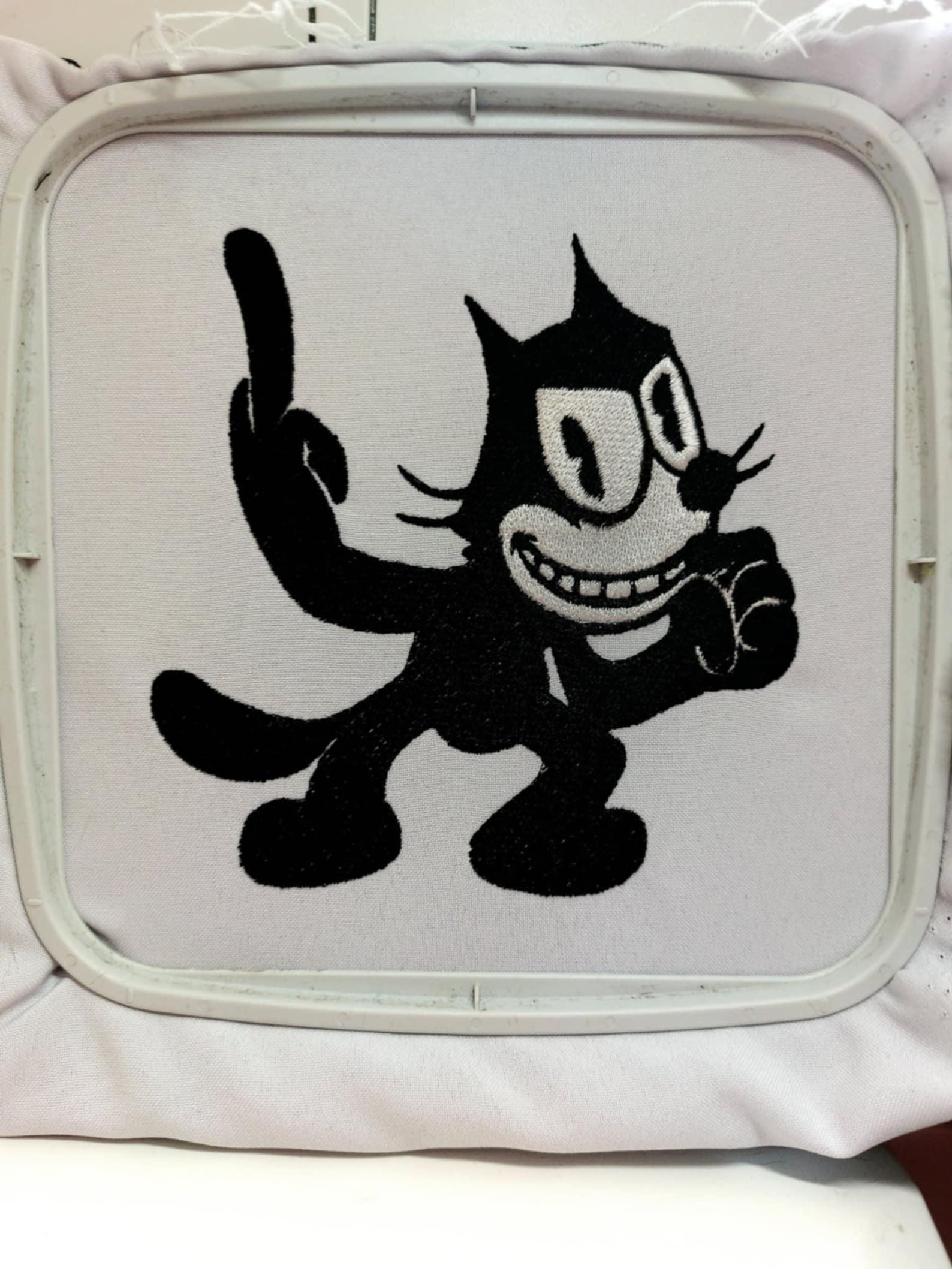 Machine Embroidery Design. Felix the Cat Show Middle Finger. - Etsy