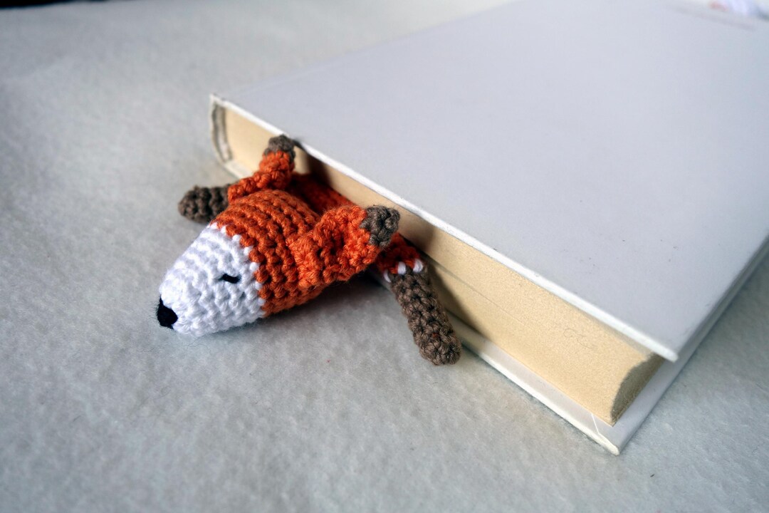 Crochet Bookmark Sleeping Fox - Pattern - Etsy