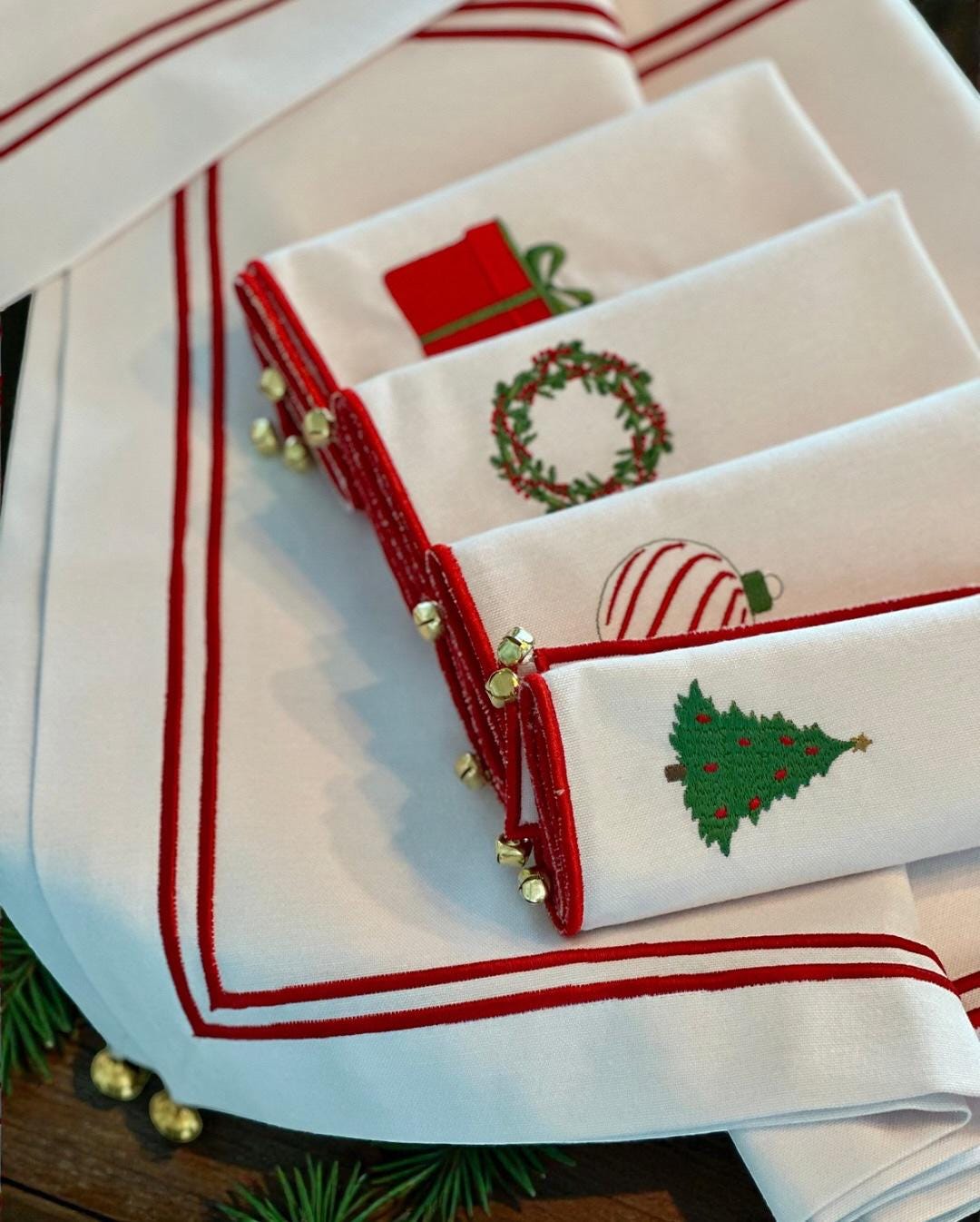 Embroidered Christmas Table Linens • Bell Decor, Holiday Placemats ...