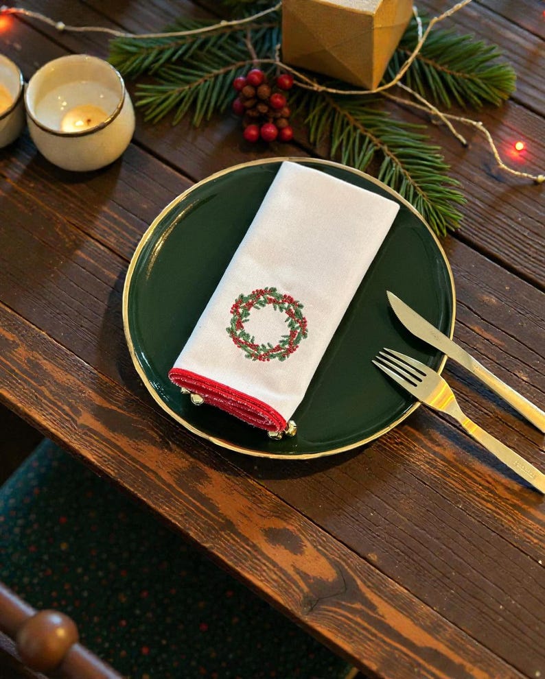 Embroidered Christmas Table Linens • Bell Decor, Holiday Placemats ...