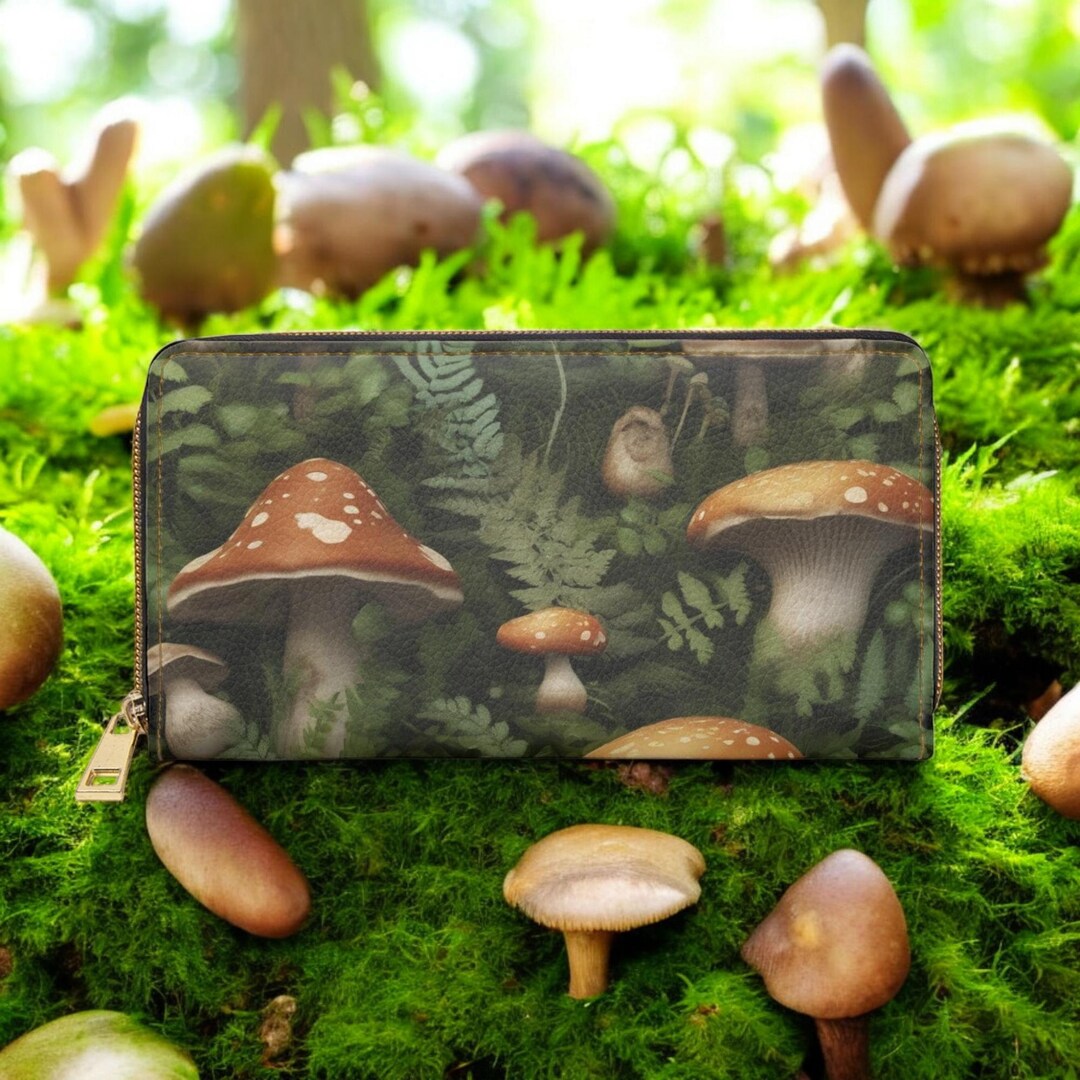 Cottage Core Mushroom Wallet 2024©, Faux Leather Zipper Pouch, Nature ...