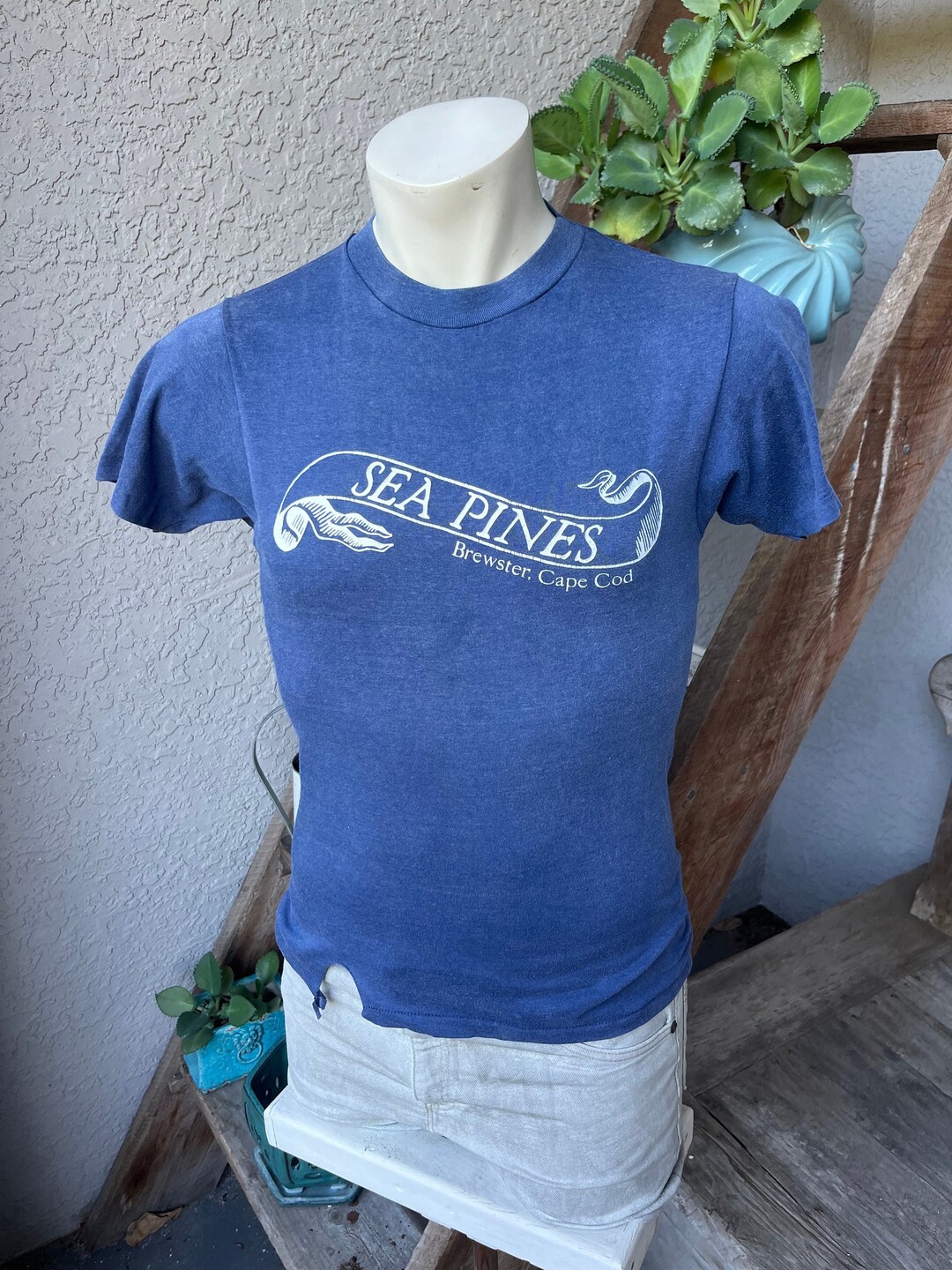 Sea Pines Brewster Cape Cod 1980s Soft Destroyed Vintage T-shirt ...