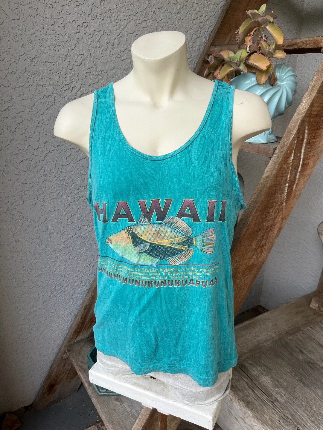 1990s Hawaii Humuhumunukunukuāpuaʻa Fish Vintage Tank Top - Weathered ...