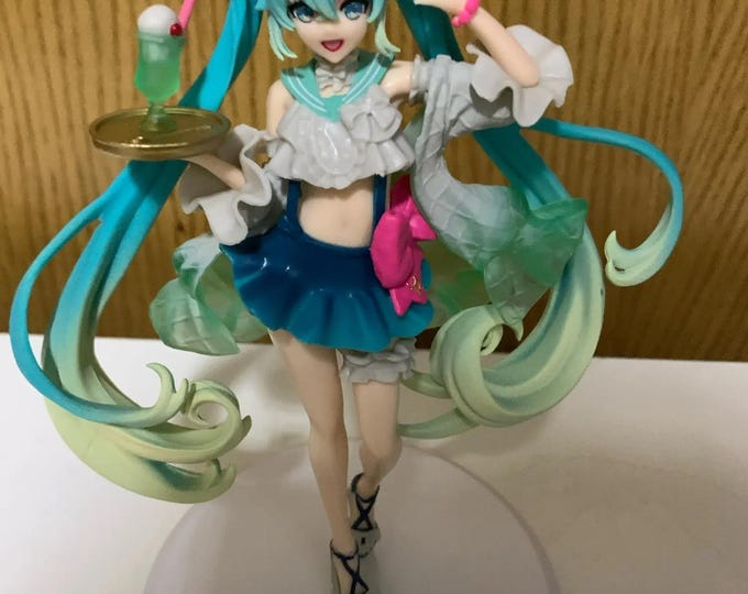 Hatsune Miku Sitting Figure | Adorable PVC Statue | Pastel Outfit ...