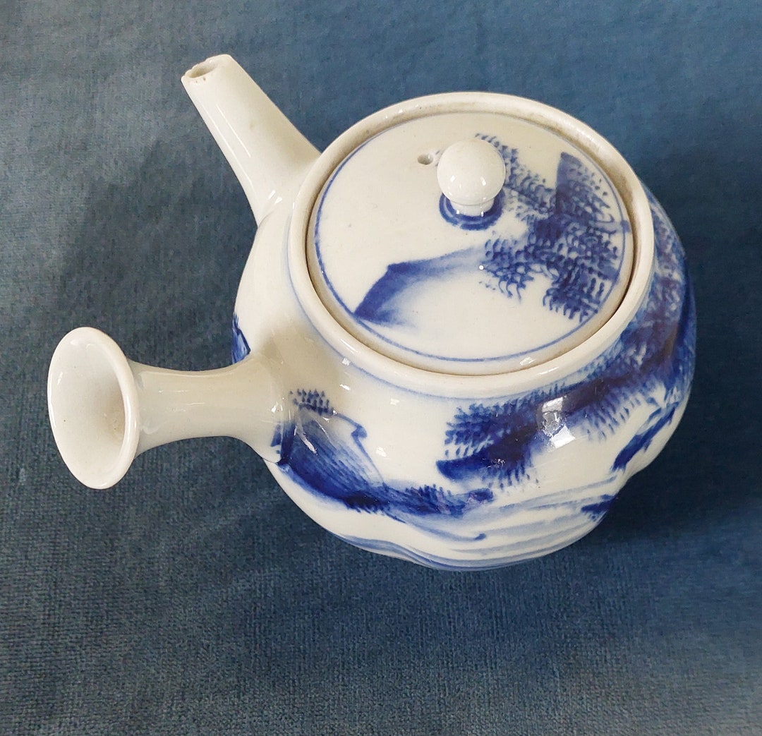 Antique Japanese Kyusu Yokode Blue and White Lobed Teapot - Etsy