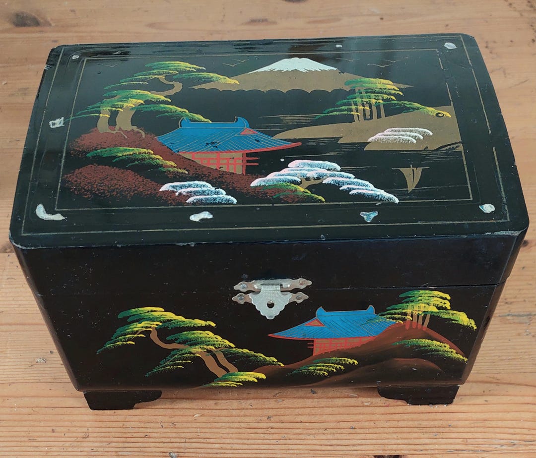 Japanese Vintage Hand Painted Black Lacquer Jewllery Box - Etsy