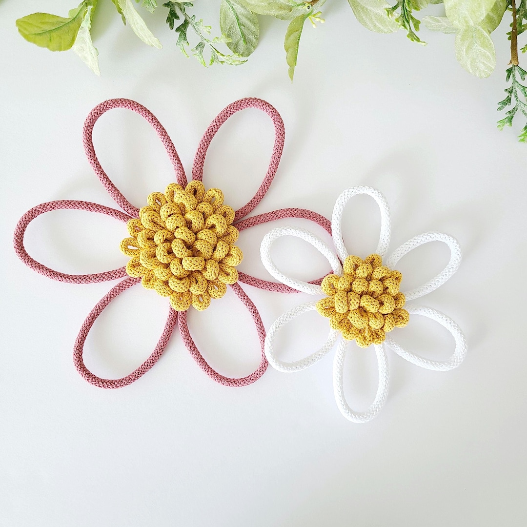 Wire Daisy Flower With Petals in Custom Colors- Nursery, Playroom or ...