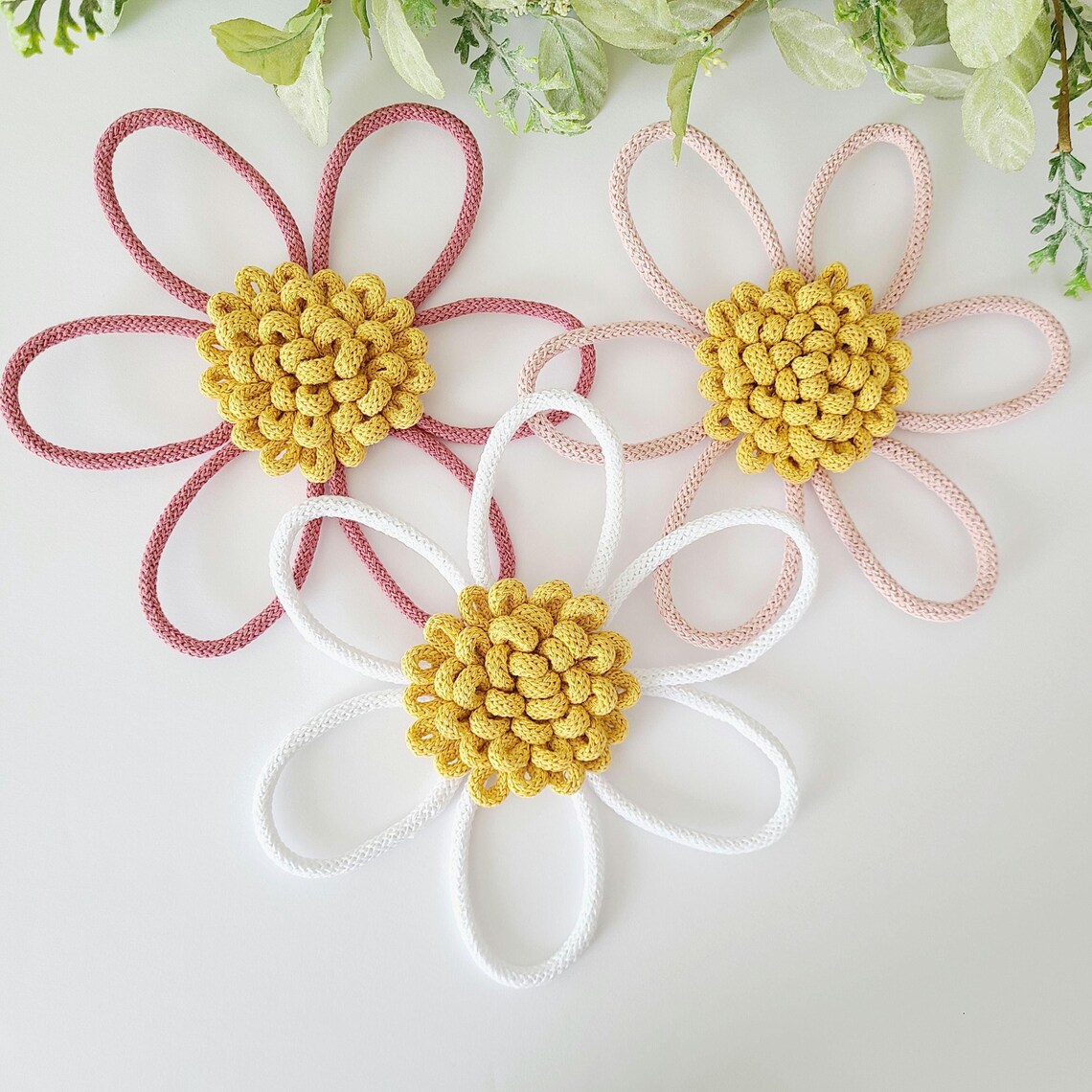 Wire Daisy Flower With Petals in Custom Colors- Nursery, Playroom or ...