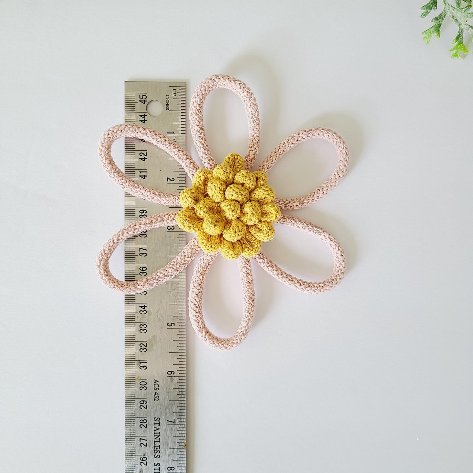 Wire Daisy Flower With Petals in Custom Colors- Nursery, Playroom or ...