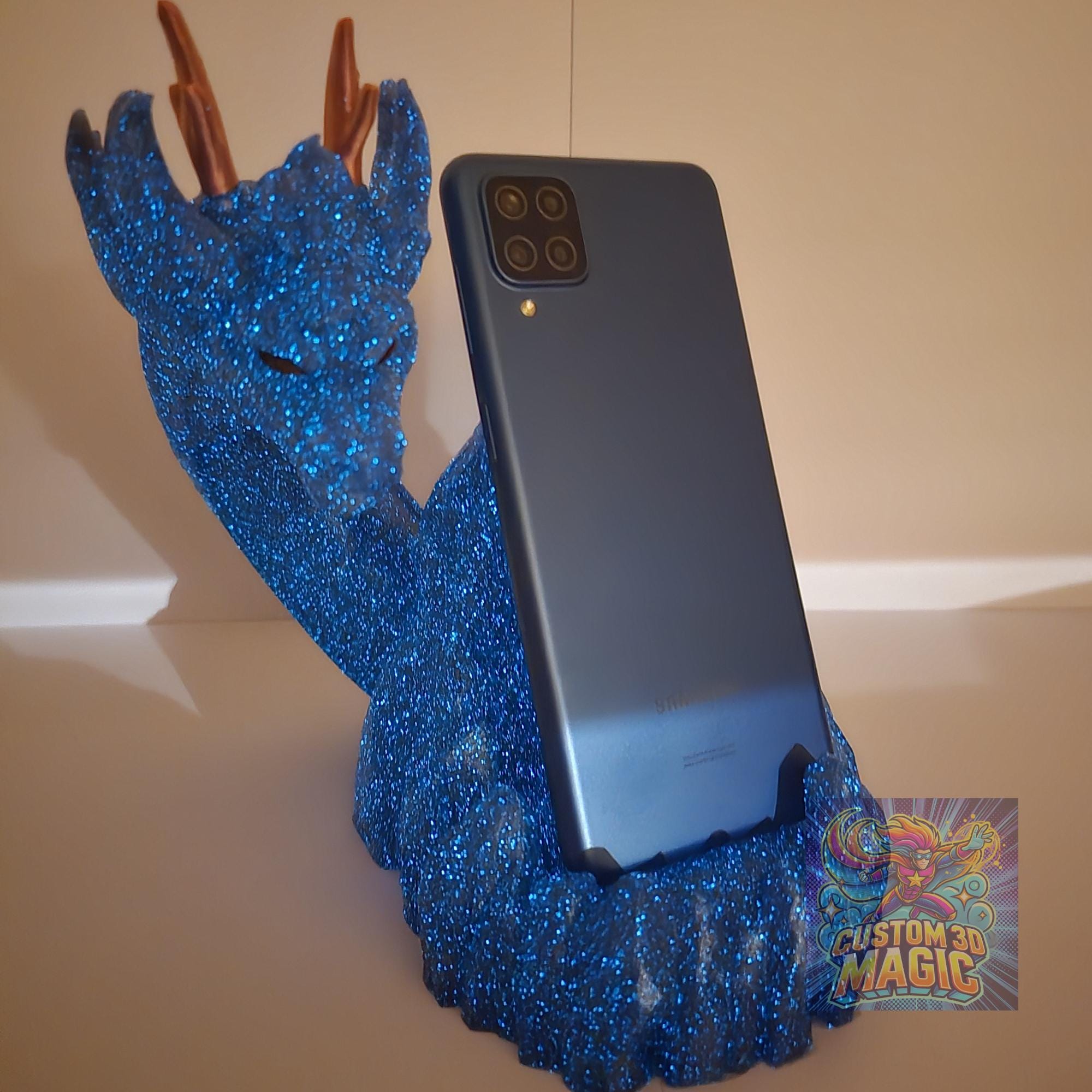 3D Printed Dragon Phone Holder, Fantasy Desk Decor - Etsy