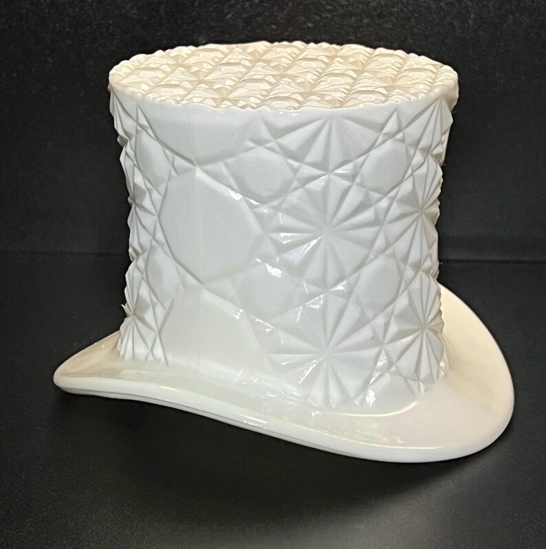 Fenton Milk Glass Daisy & Button Top Hat - Etsy