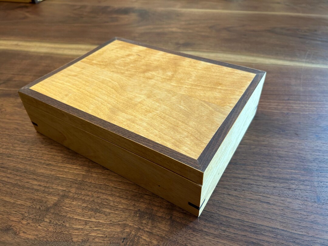 Custom Hand-built Memory Box With Maple Sides and Top With Walnut ...