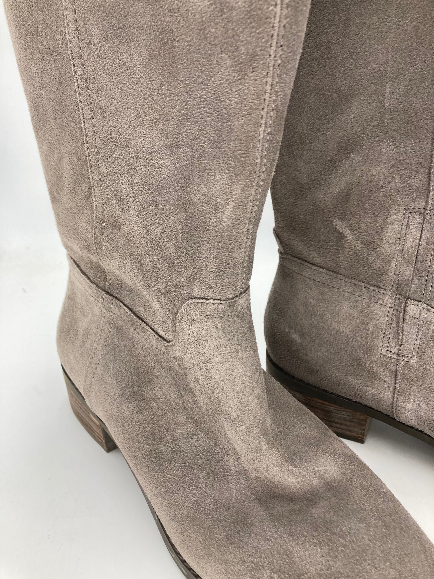RARE Vintage Chic LUCKY BRAND Dove Grey Suede Boots Mid-calf Excellent ...