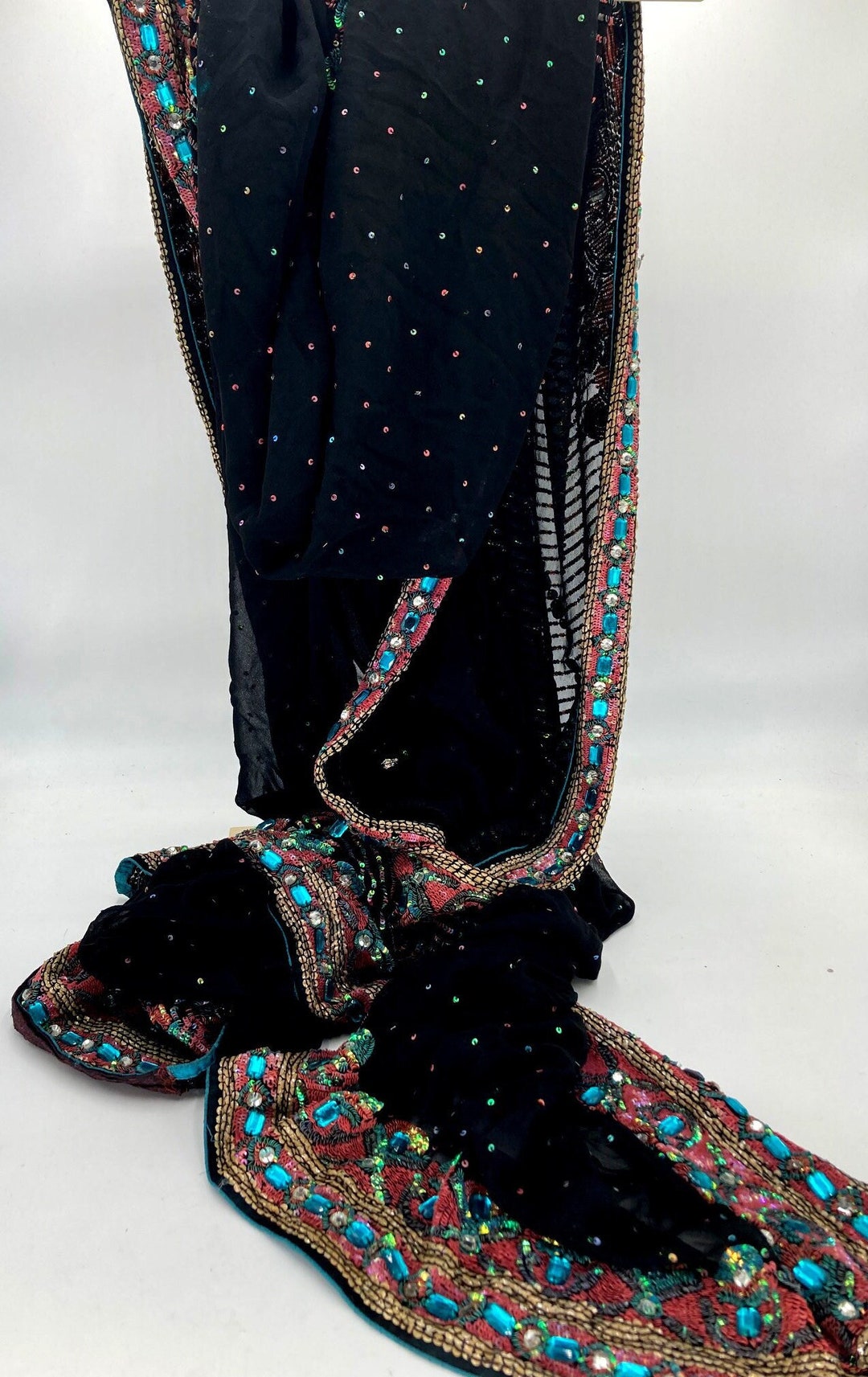 Stunning Heavy Vintage Shawl Embellished Black Bollywood Evening Art to ...