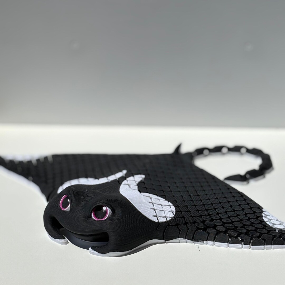 Meet Tala the Flexi Manta Ray – A Flowing, Flexible Underwater Beauty ...