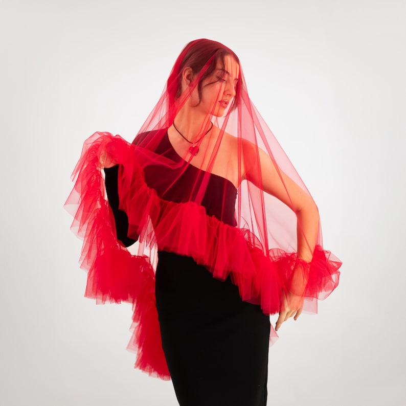 Rose Red Ruffle Wedding Veil - Alternative Frill Veil With Hair Comb - Etsy