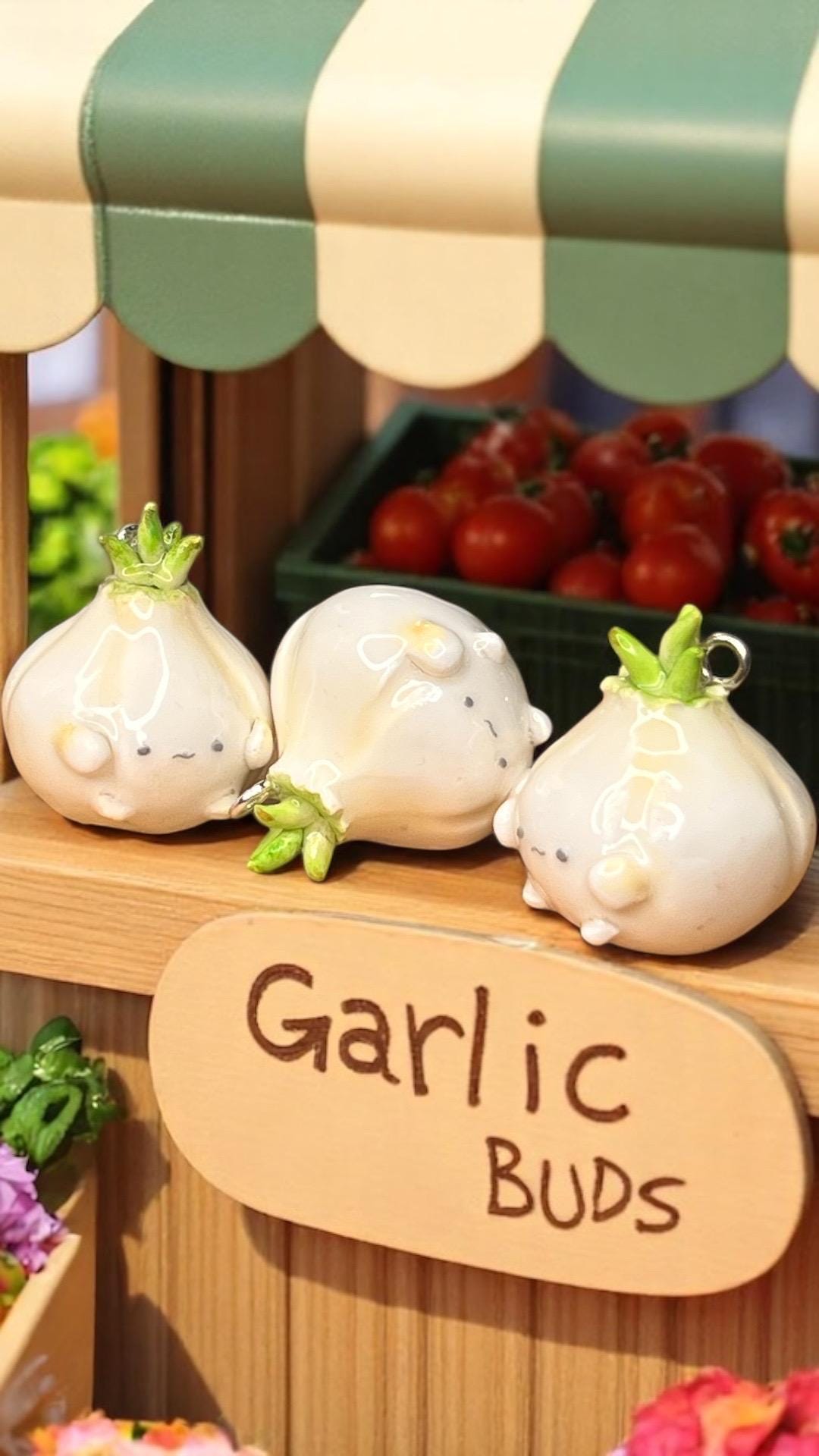 Polymerclay Veggi Garlic Figurine + Keychain + Desk Friend - Etsy