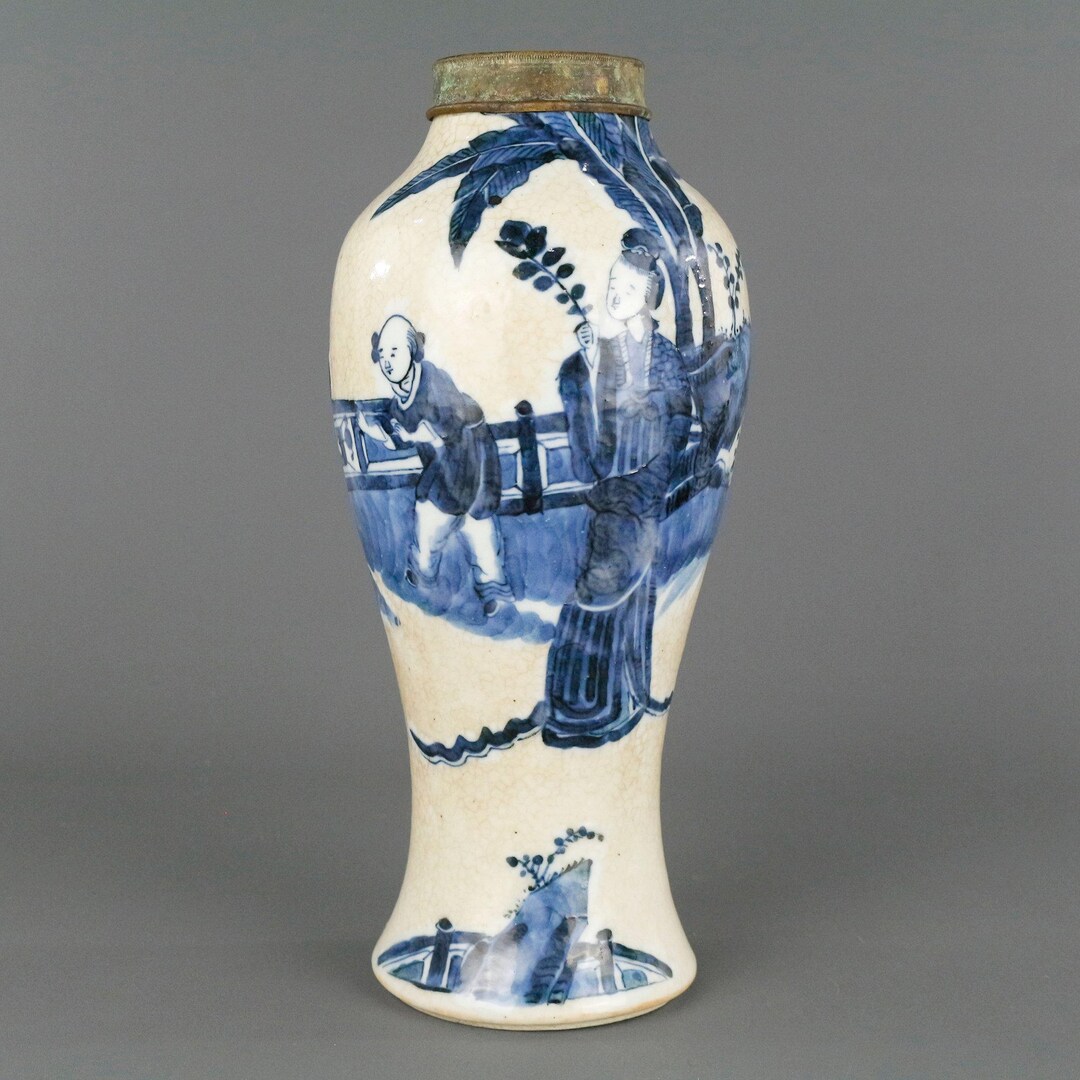 Fine Antique Chinese Nanking Blue and White Crackle Glaze Vase - Qing ...