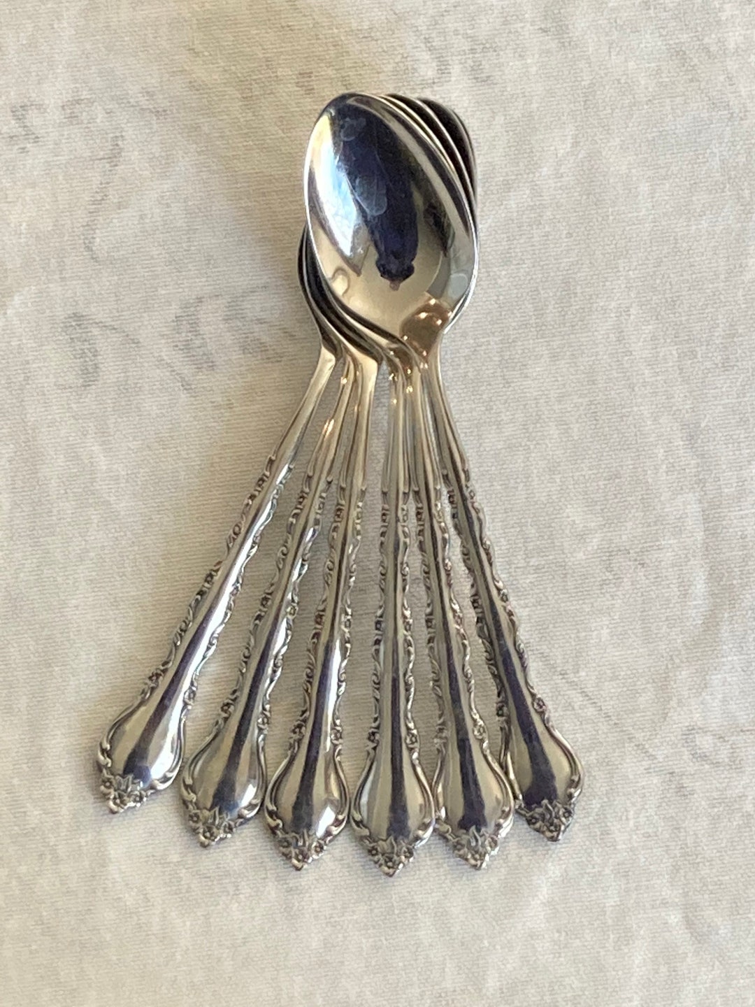 6 Teaspoons Stainless By International Silver Deluxe Gigi Pattern