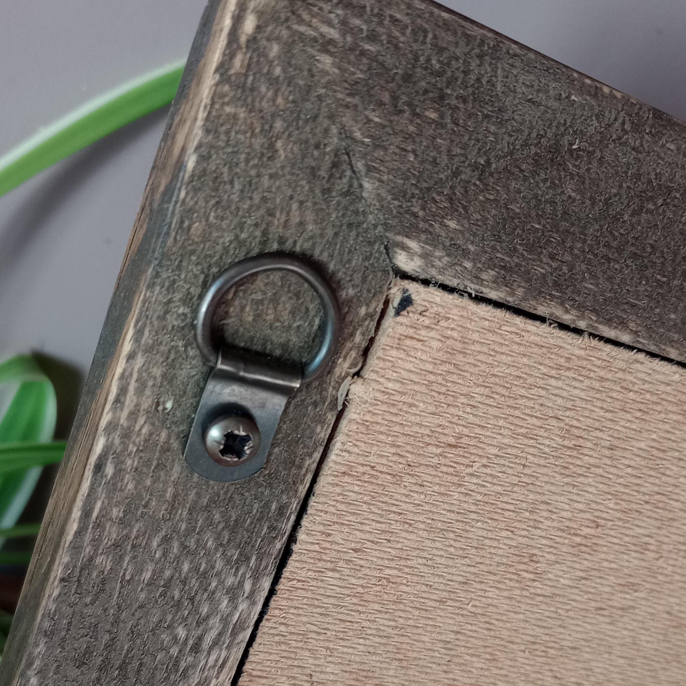 Magnetic Bottle Top Display Frame - Specially Selected Guinness Edition ...