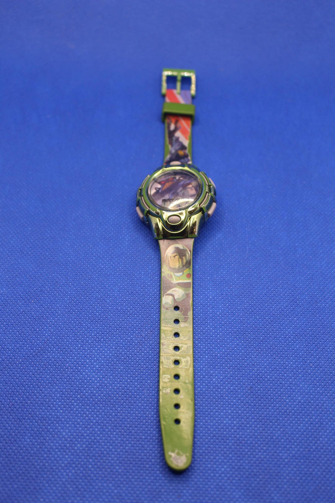 Vintage Buzz Lightyear Digital Watch: Flashing Light Accutime ...
