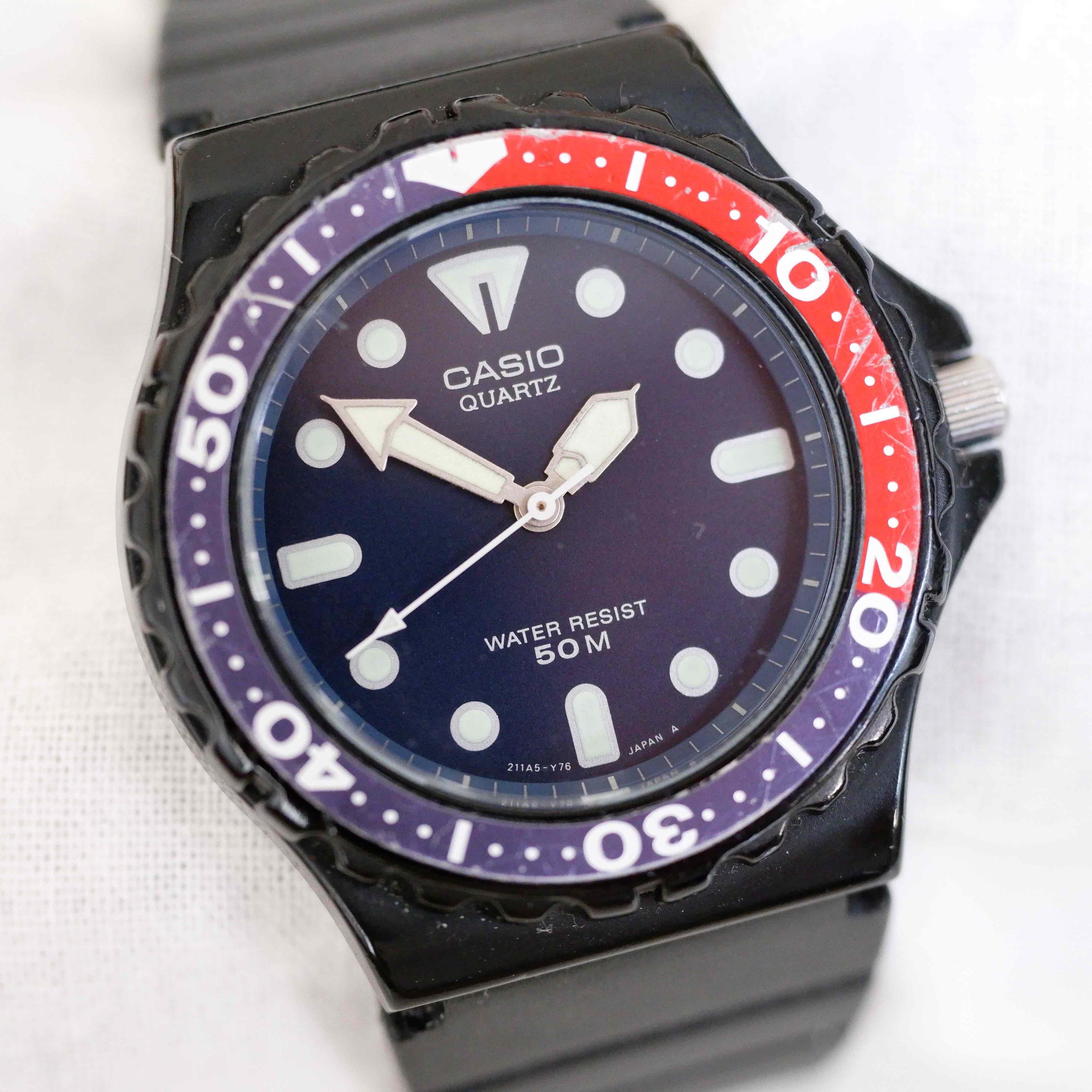 Casio Pepsi Vintage Watch - 90s Diver With Blue and Red Dial - Etsy