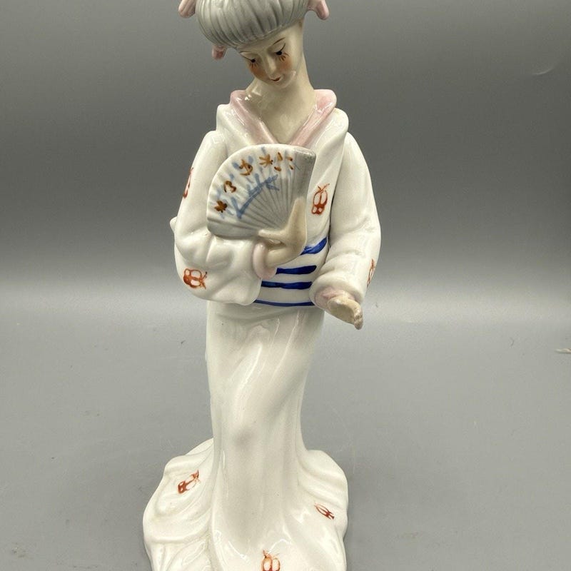 Small Geisha Figurines - Etsy