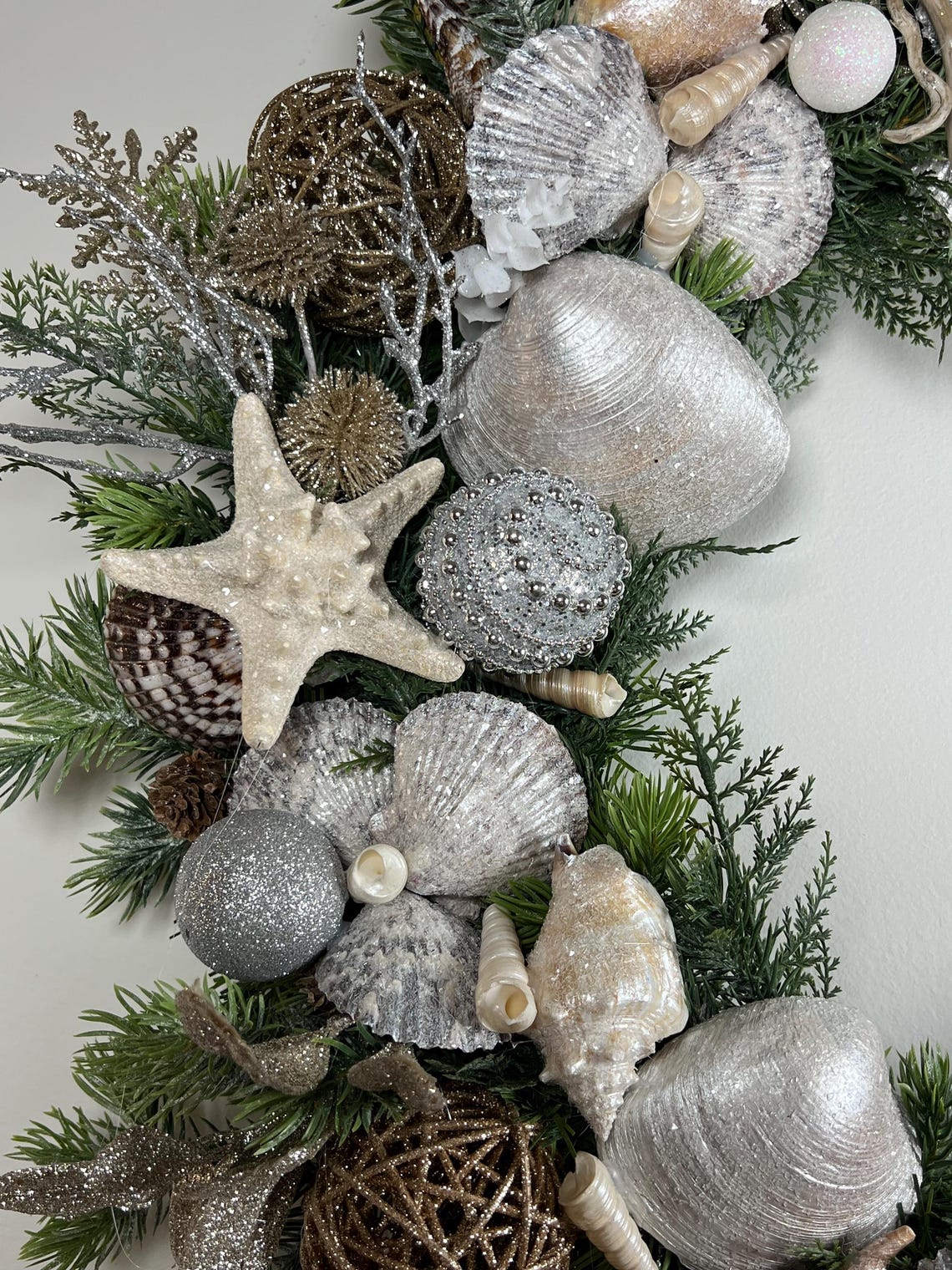 Christmas Seashell Wreath. Handpicked and Decorated All Natural ...