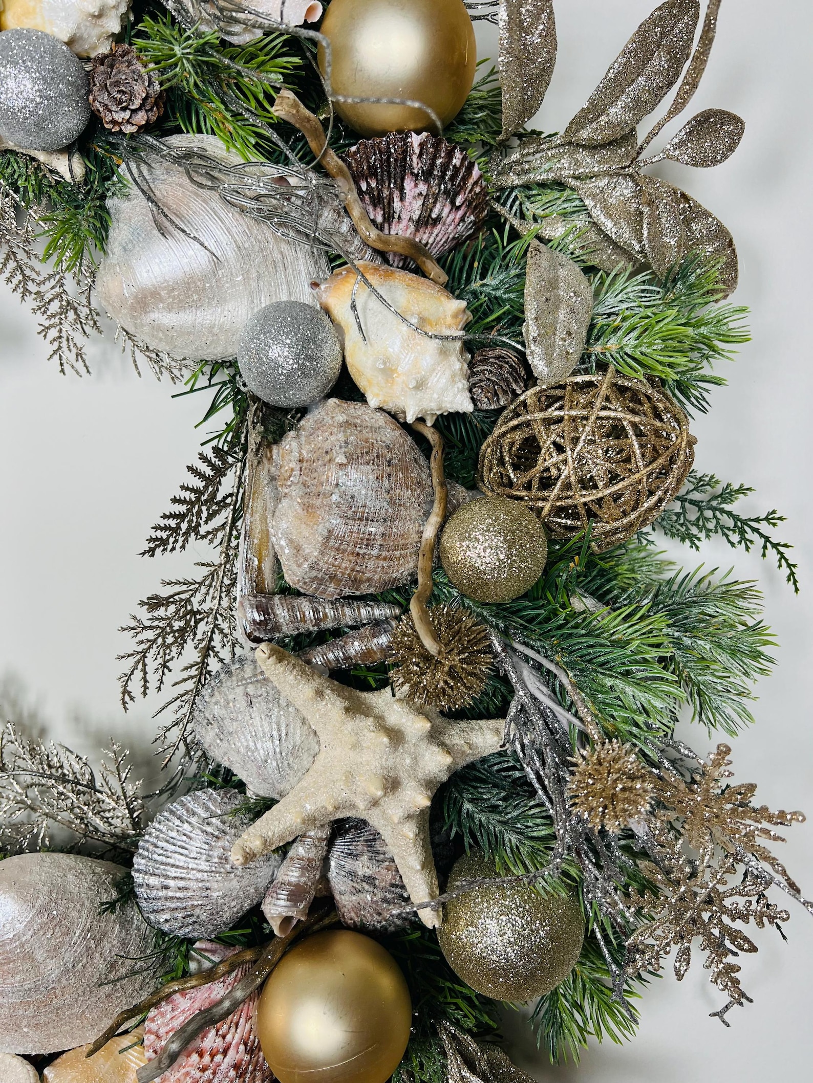 Christmas Seashell Wreath. Handpicked and Decorated All Natural ...