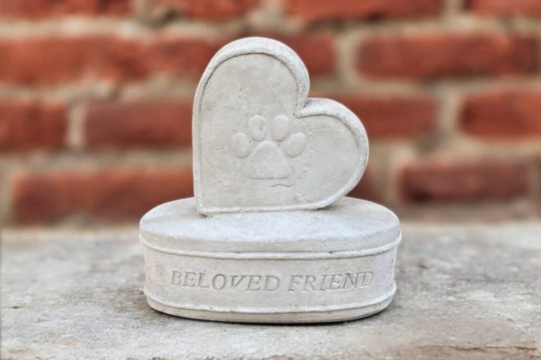 11' Stone Dog Memorial Statue, Lawn Pet Rock Art, Garden Dog Lover Gift ...