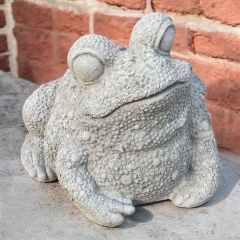 Concrete Toad - Etsy