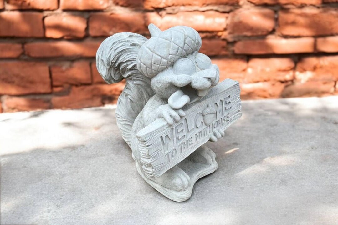 11' Squirrel Welcome Sculpture, Yard Sign Ornament, Outdoor Animal ...