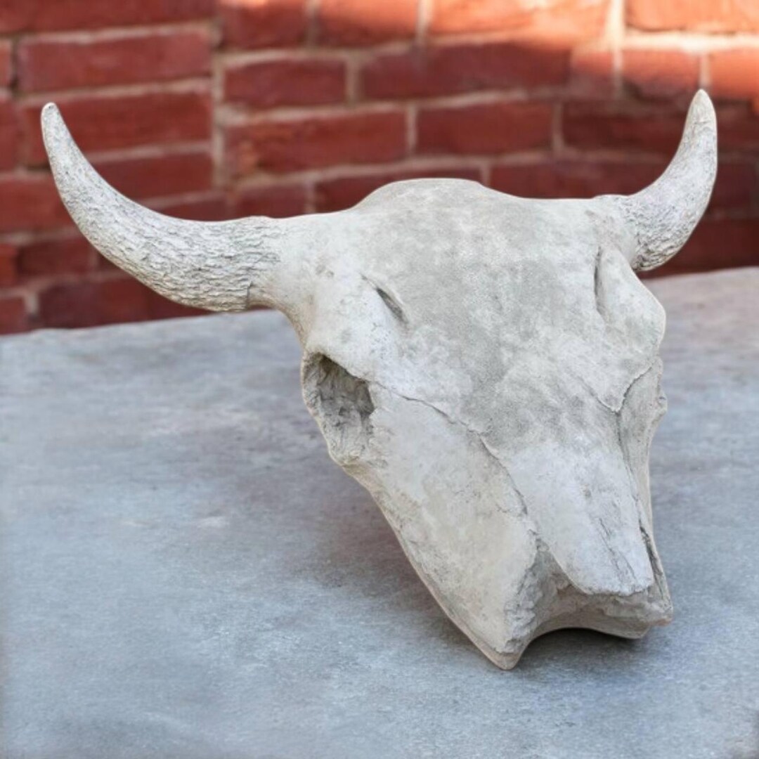 18" Animal Skull Figure, Garden Bull Ornament, Yard Skull Decoration ...
