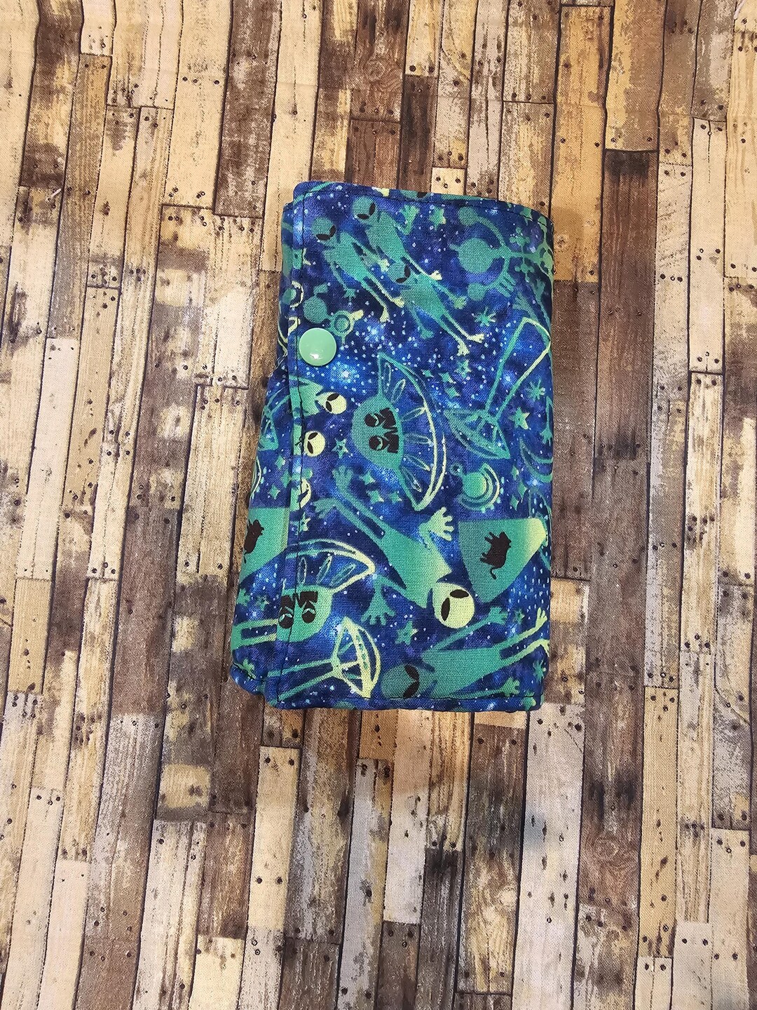 Crayon Rolls, Kids Crayons, Art Supplies, Drawing, Aliens - Etsy