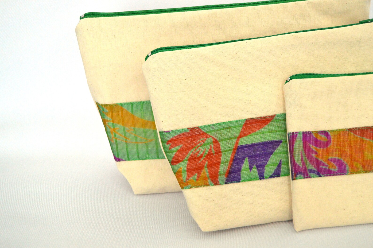 Calico Sari Silk Zip Pouch Makeup Bag Wash Bag Eco | Etsy