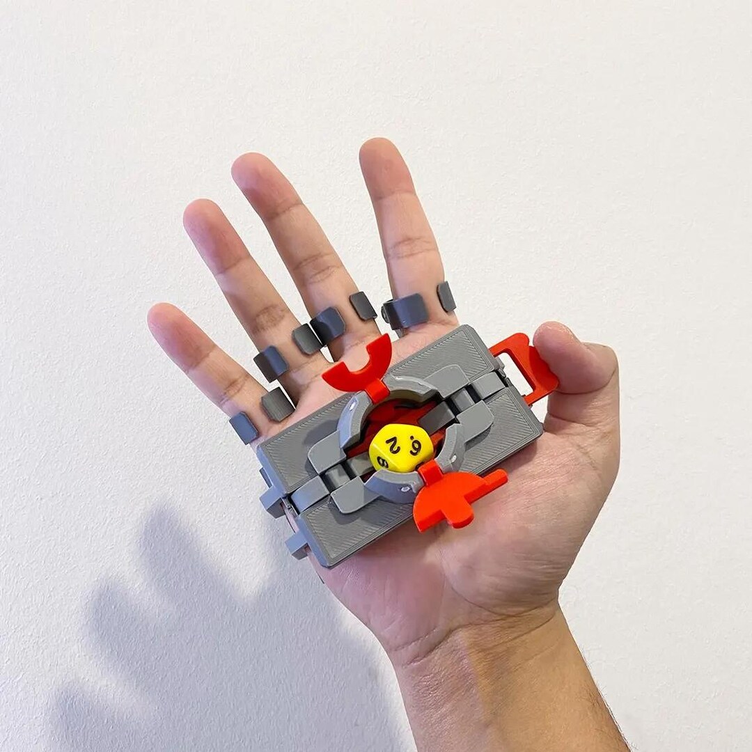 Prop Dice Gauntlet Wearable Dice Rolling Launcher Glove Device ...