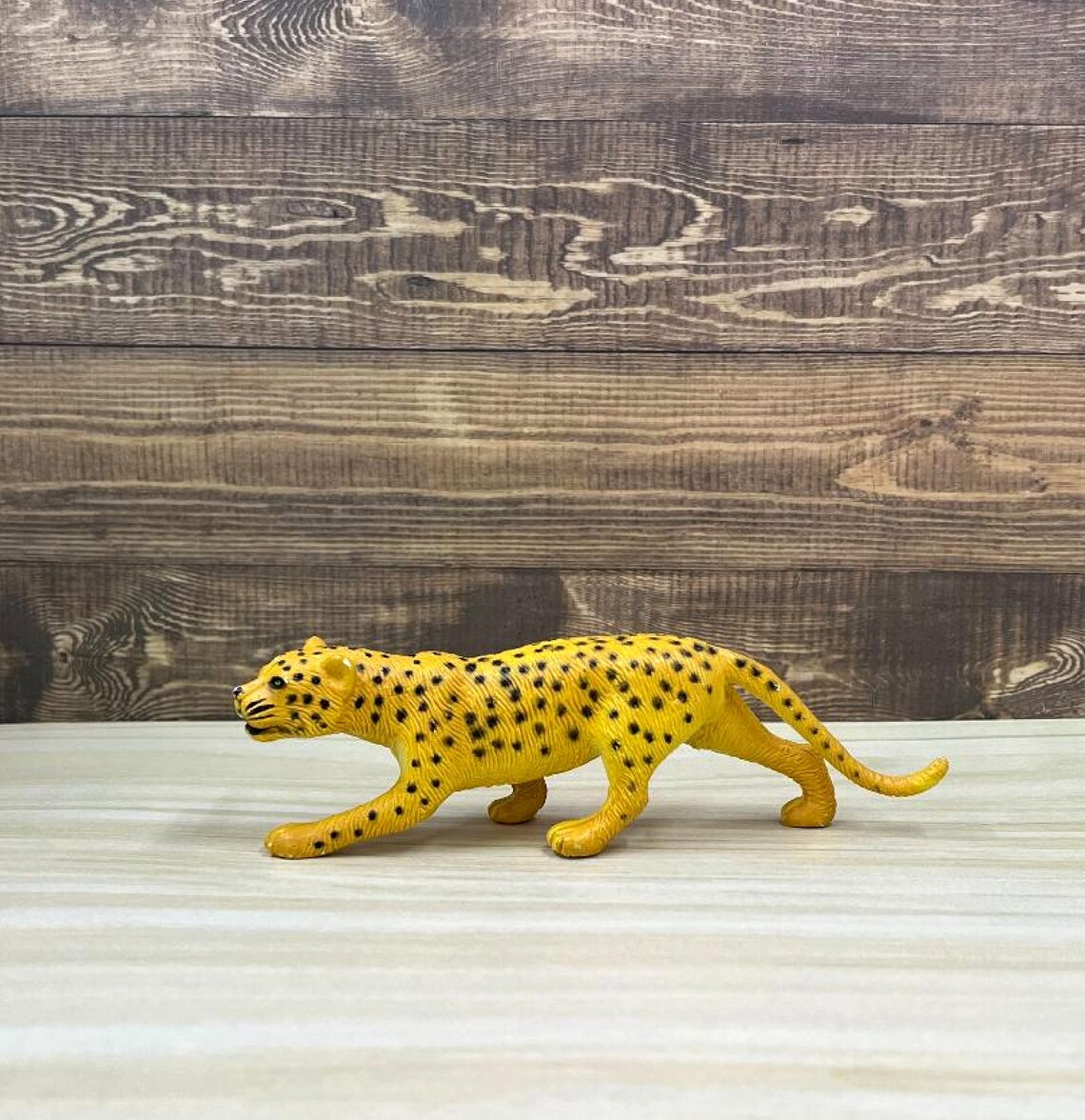 Leopard Figurine Plastic Leopard Vintage Leopard Figurine - Etsy