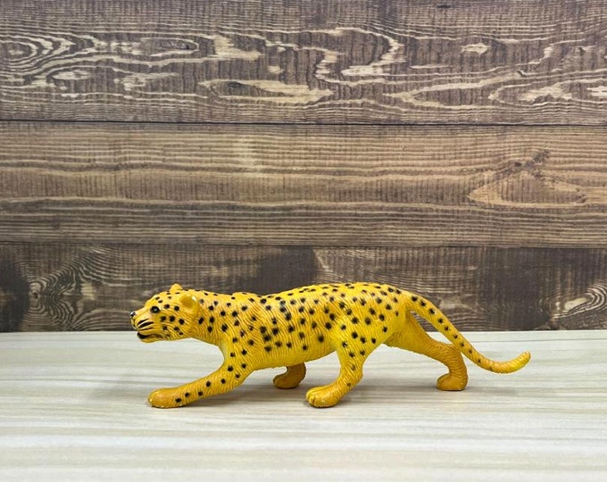Leopard Figurine, Plastic Leopard, Vintage Leopard Figurine, Plastic ...
