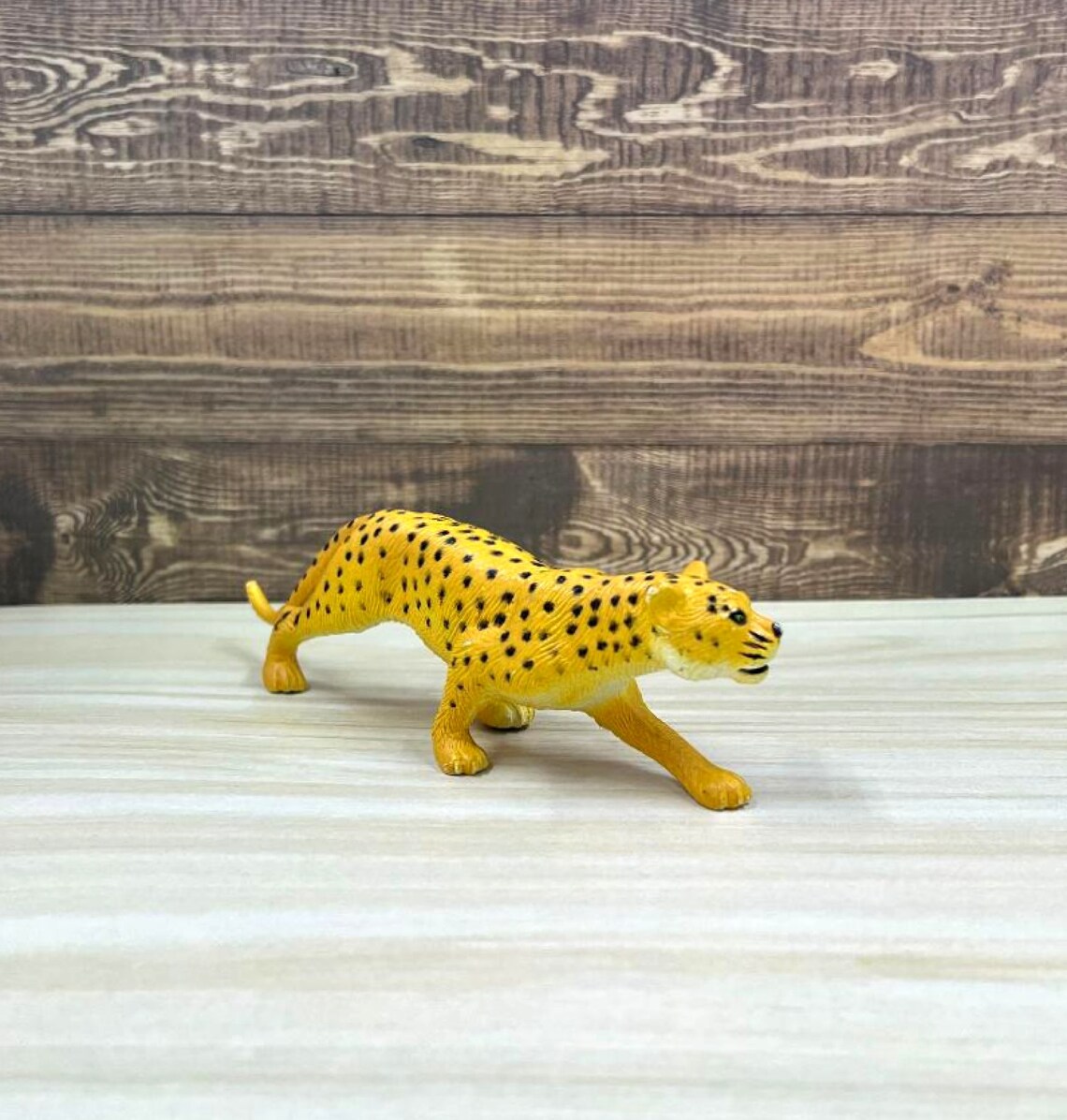 Leopard Figurine Plastic Leopard Vintage Leopard Figurine - Etsy