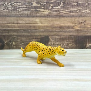 Leopard Figurine, Plastic Leopard, Vintage Leopard Figurine, Plastic ...