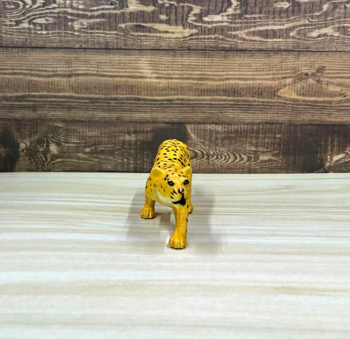 Leopard Figurine Plastic Leopard Vintage Leopard Figurine - Etsy